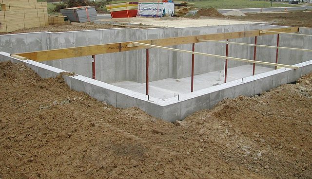 Your Guide to Foundation Repair - AAA Concreting